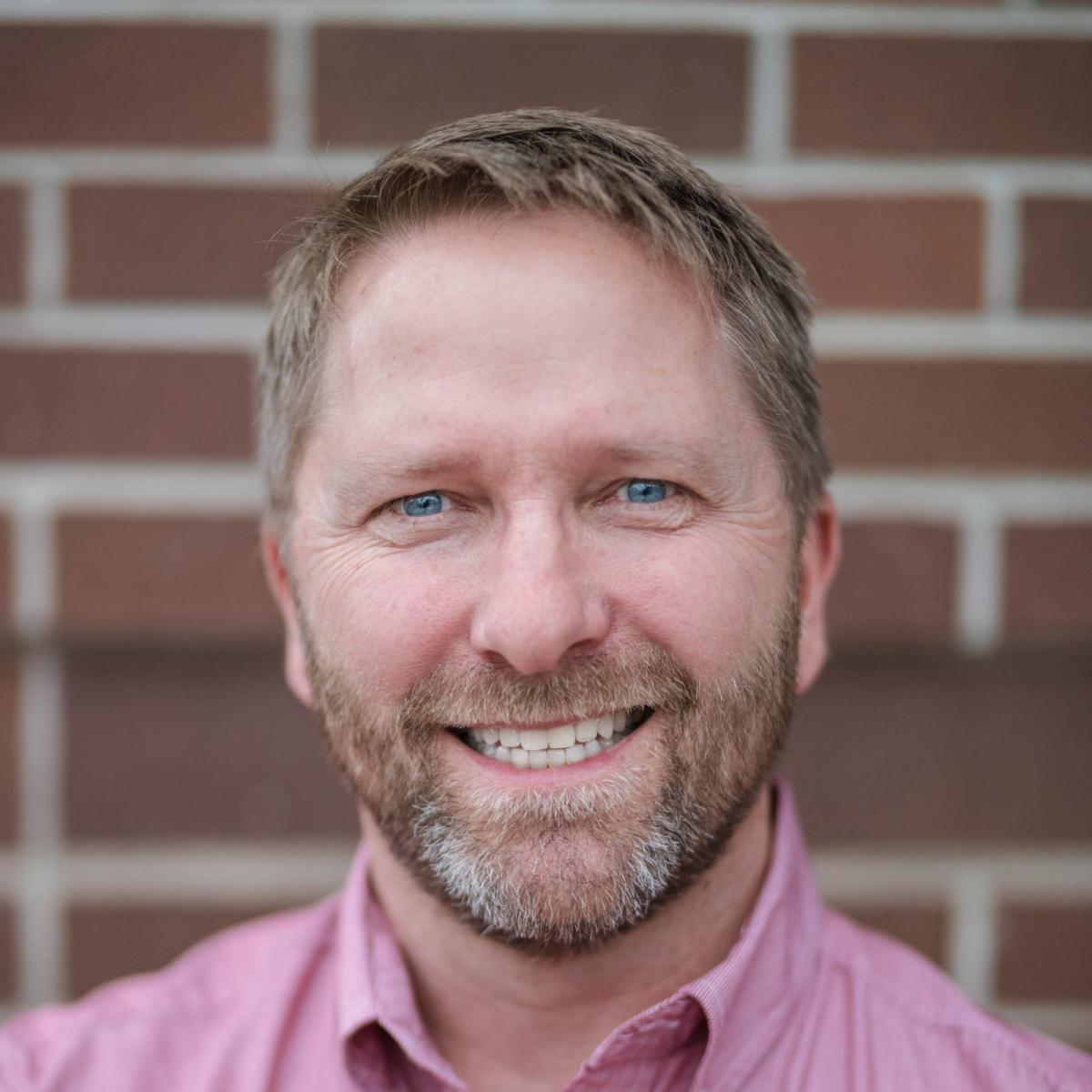 Presenter Larry Williams | CBWN